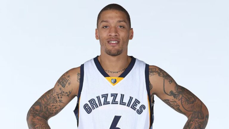 Michael Beasley Sisters Mychaela Beasley and Tiffany Couch Family Details